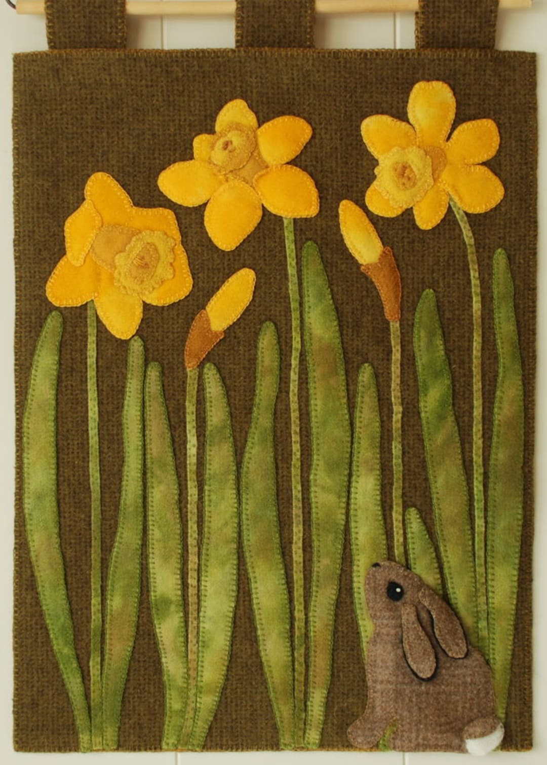Wool Applique PDF E-pattern Spring Daffodils Bunny "wide Eyed Curiosity ...