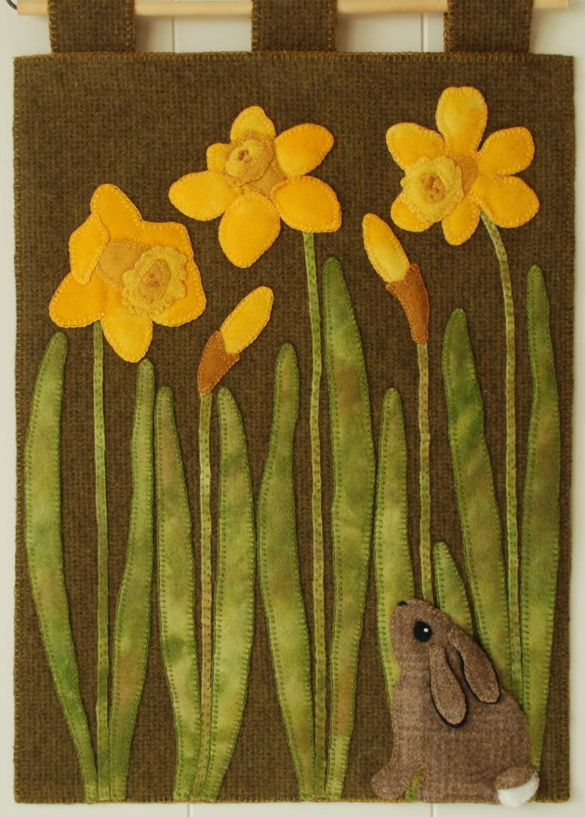Wool Applique PDF E-pattern Spring Daffodils Bunny wide - Etsy
