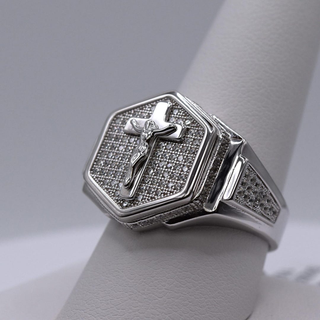 Sterling Silver Christian Ring: Jesus Crucifix With CZ Accents - Etsy