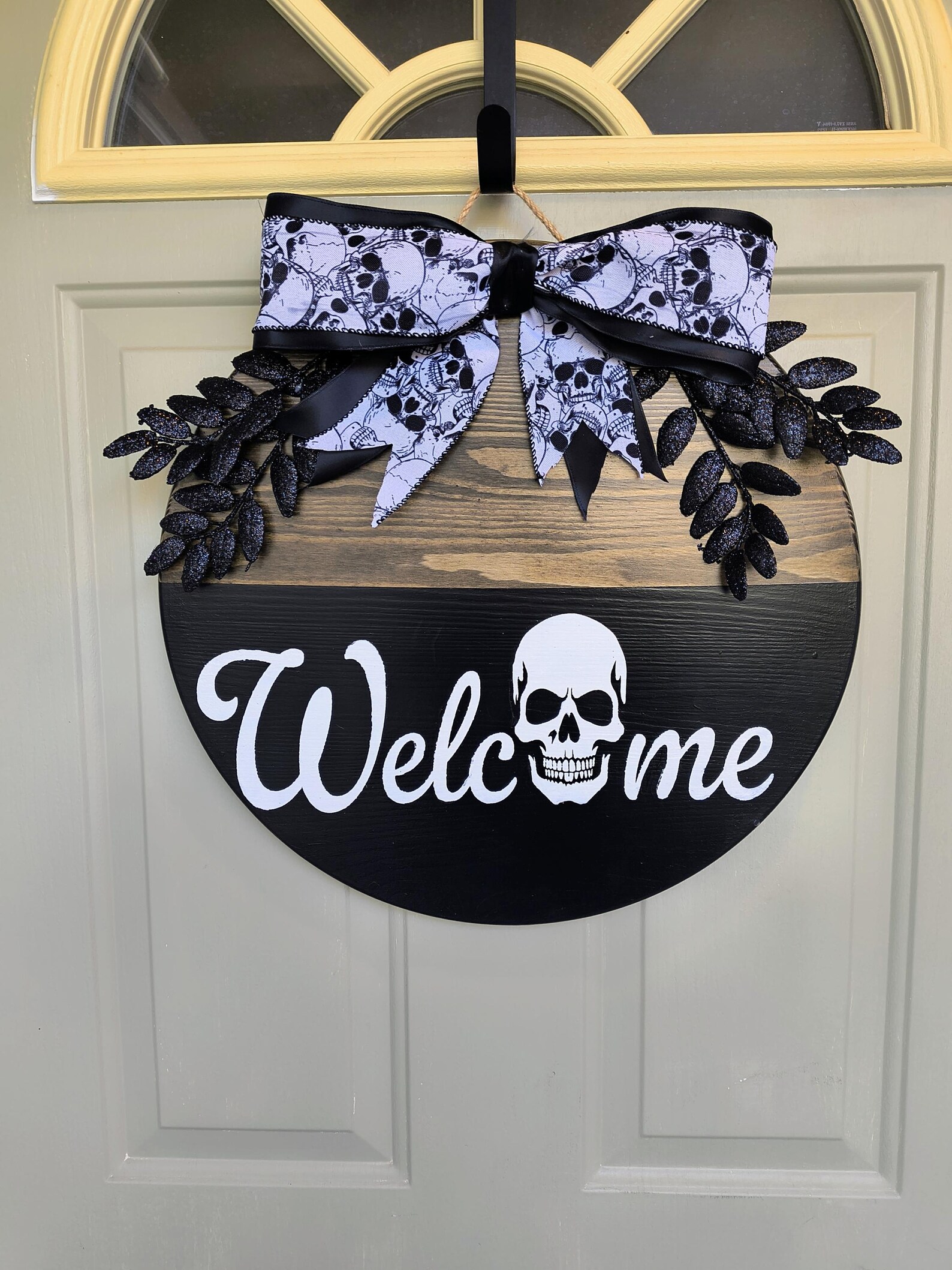 Skull Welcome Door Hanger – 18 Gothic Halloween Front Door Sign | Black ...