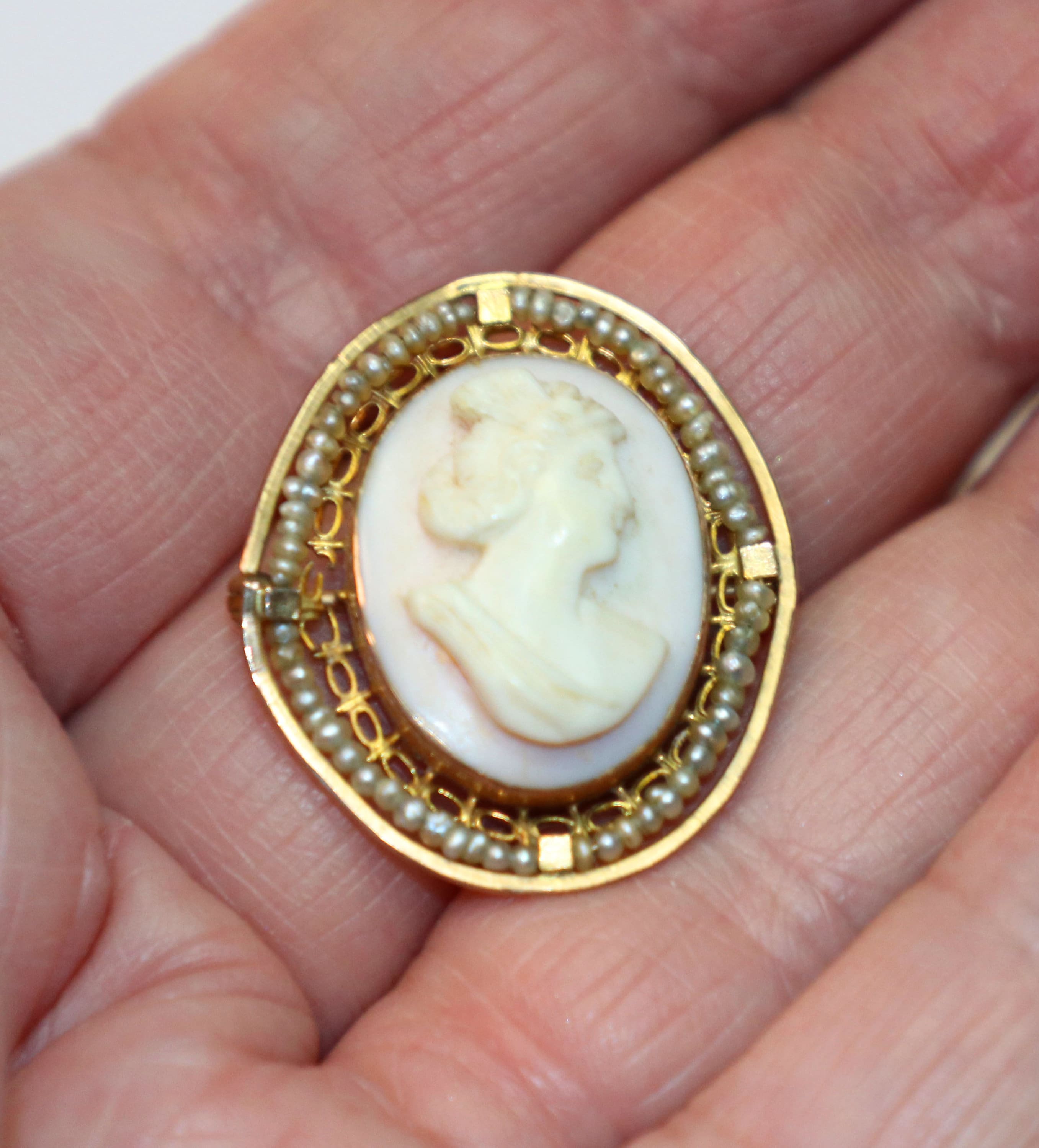 Victorian 10K Gold Cameo Brooch With Seed Pearls - Etsy