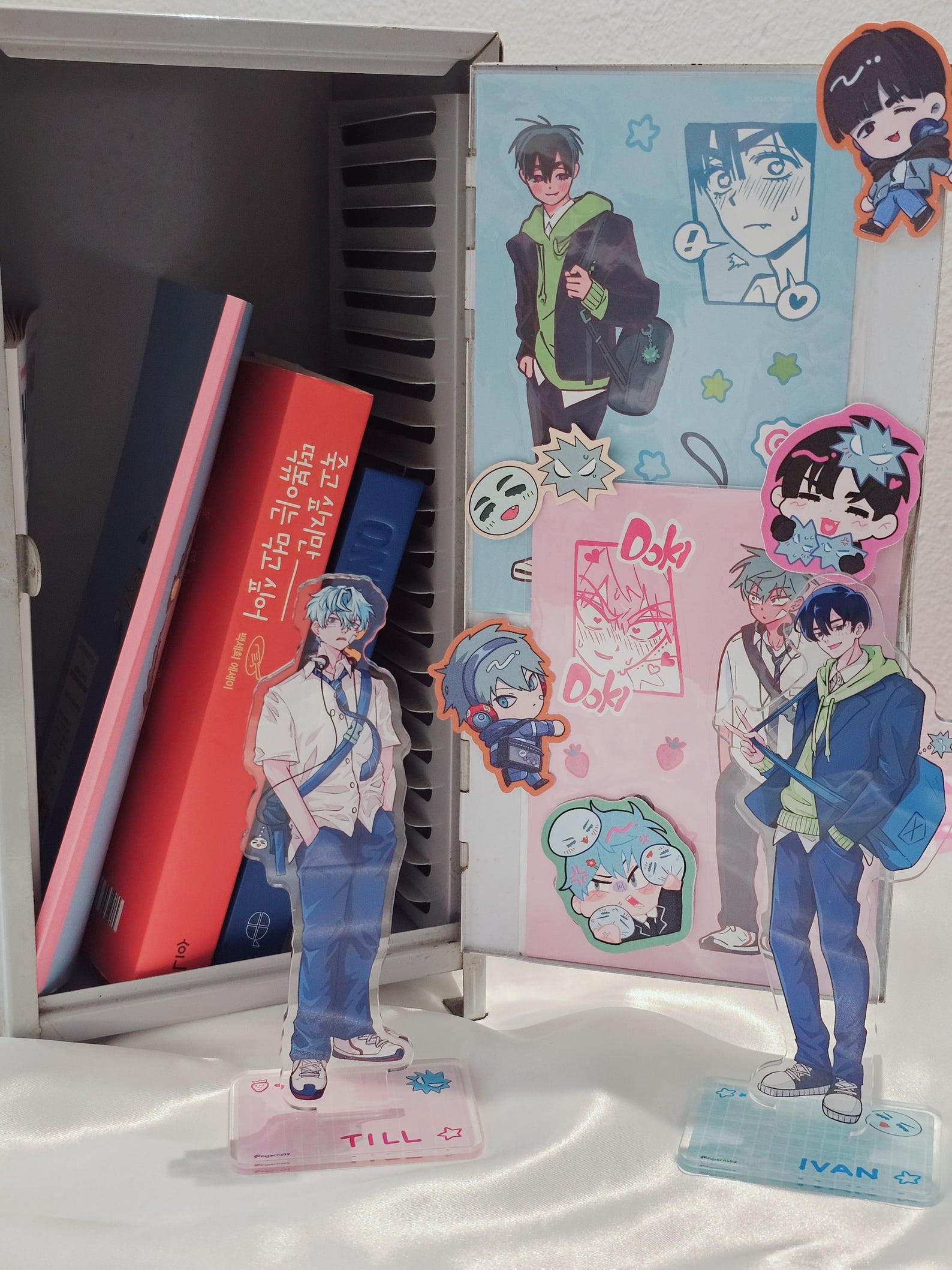 Alien Stage Ivan Till Acrylic Frame Standee + Sticker Sheet - Etsy