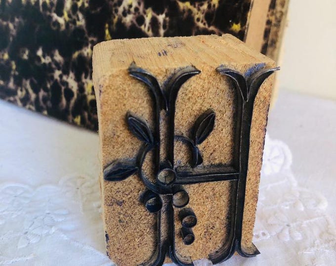 Antique French Monogram Letter H Stamp Embroidery Trousseau Linen ...