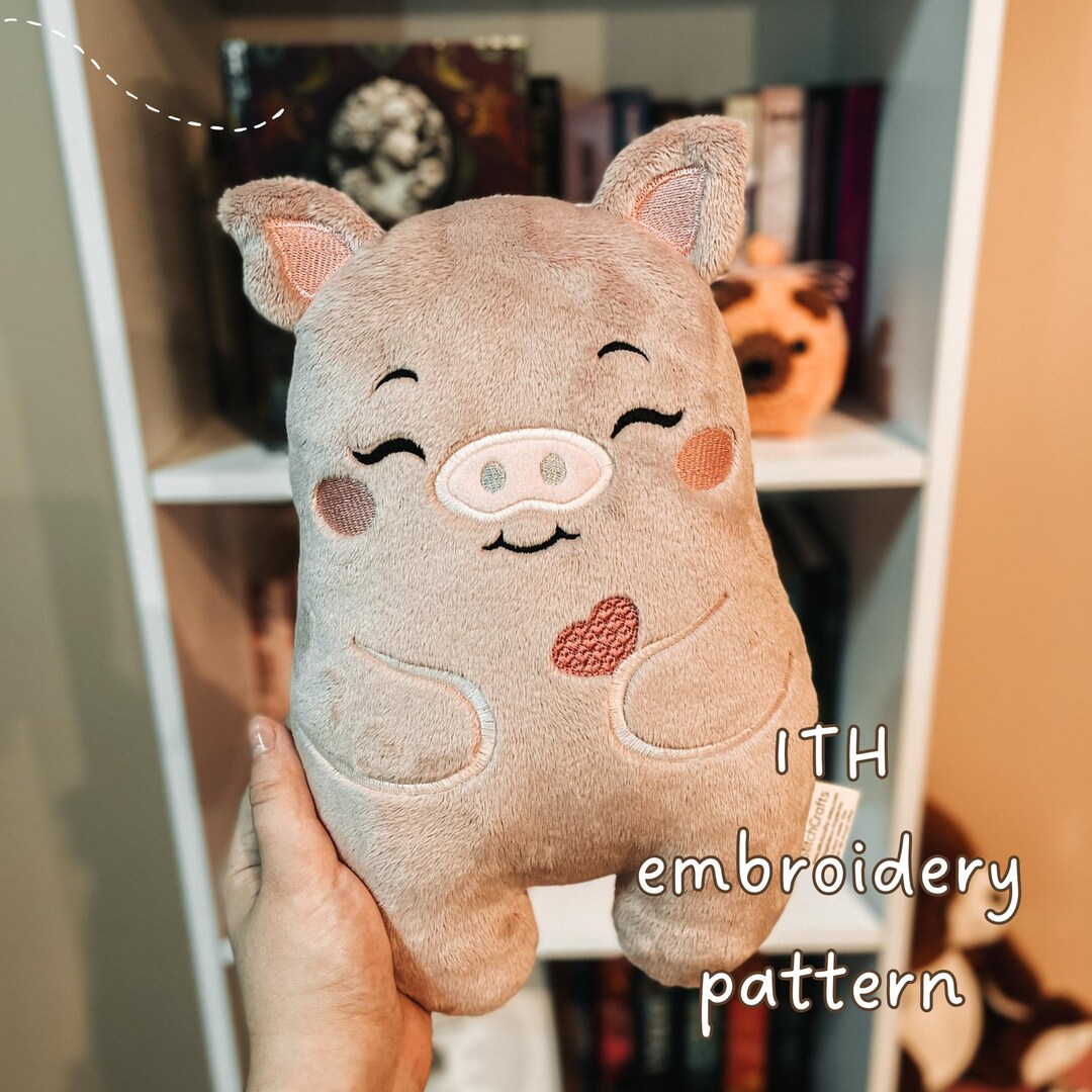 In the Hoop Pig Plushie With Heart – Embroidery Machine Pattern (3 ...