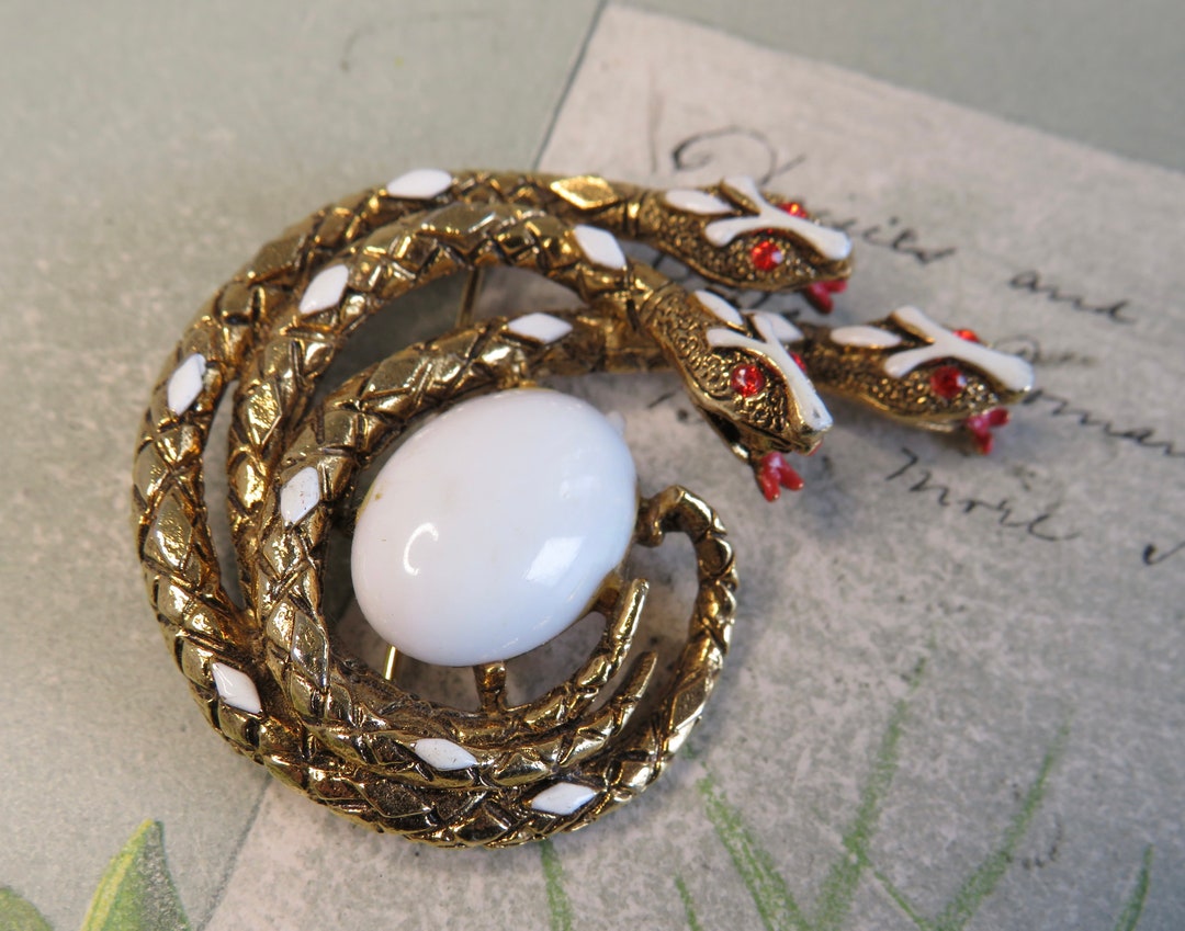 Vintage Signed MODE ART Triple Snake Brooch W/ White Cabochon. UJ2 - Etsy