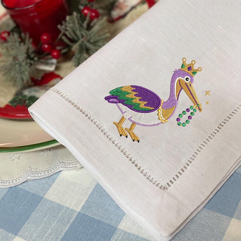Mardi Gras Pelican Embroidery Machine File, King Cake Bird With Crown ...
