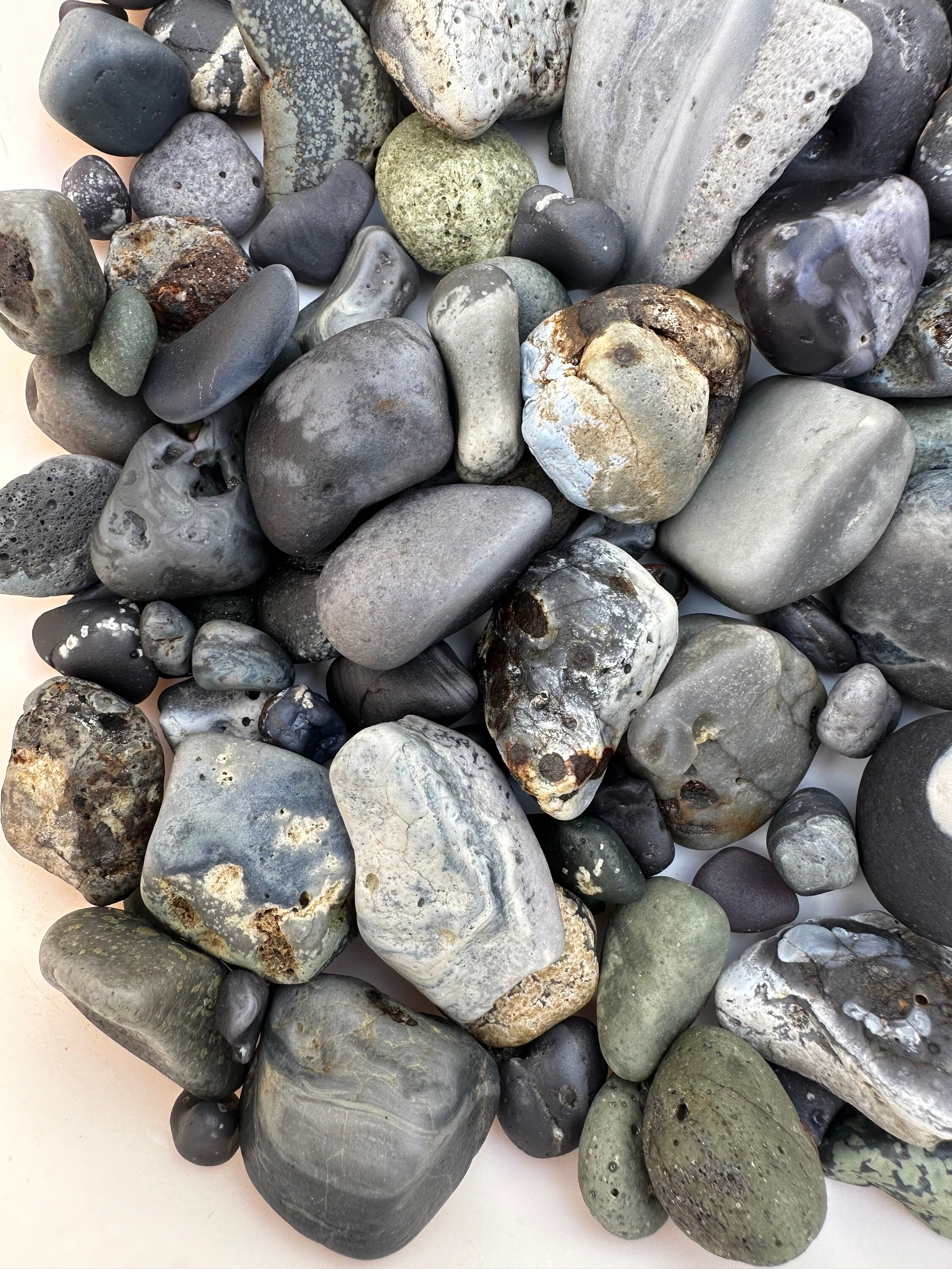 Imperfect and Beautiful! Leland Blue Stones, Slag From Leland, MI 5.8 ...