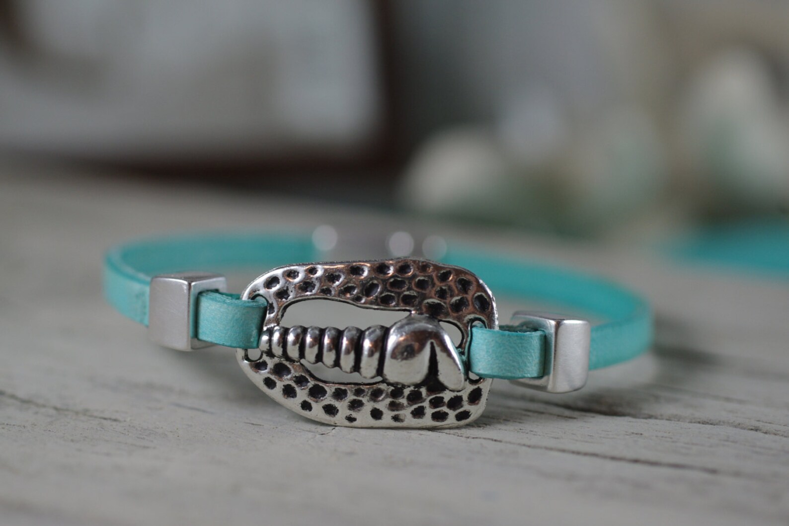 Silver Auger Shell Bracelet - Leather Jewelry - Beach Bracelet - Etsy