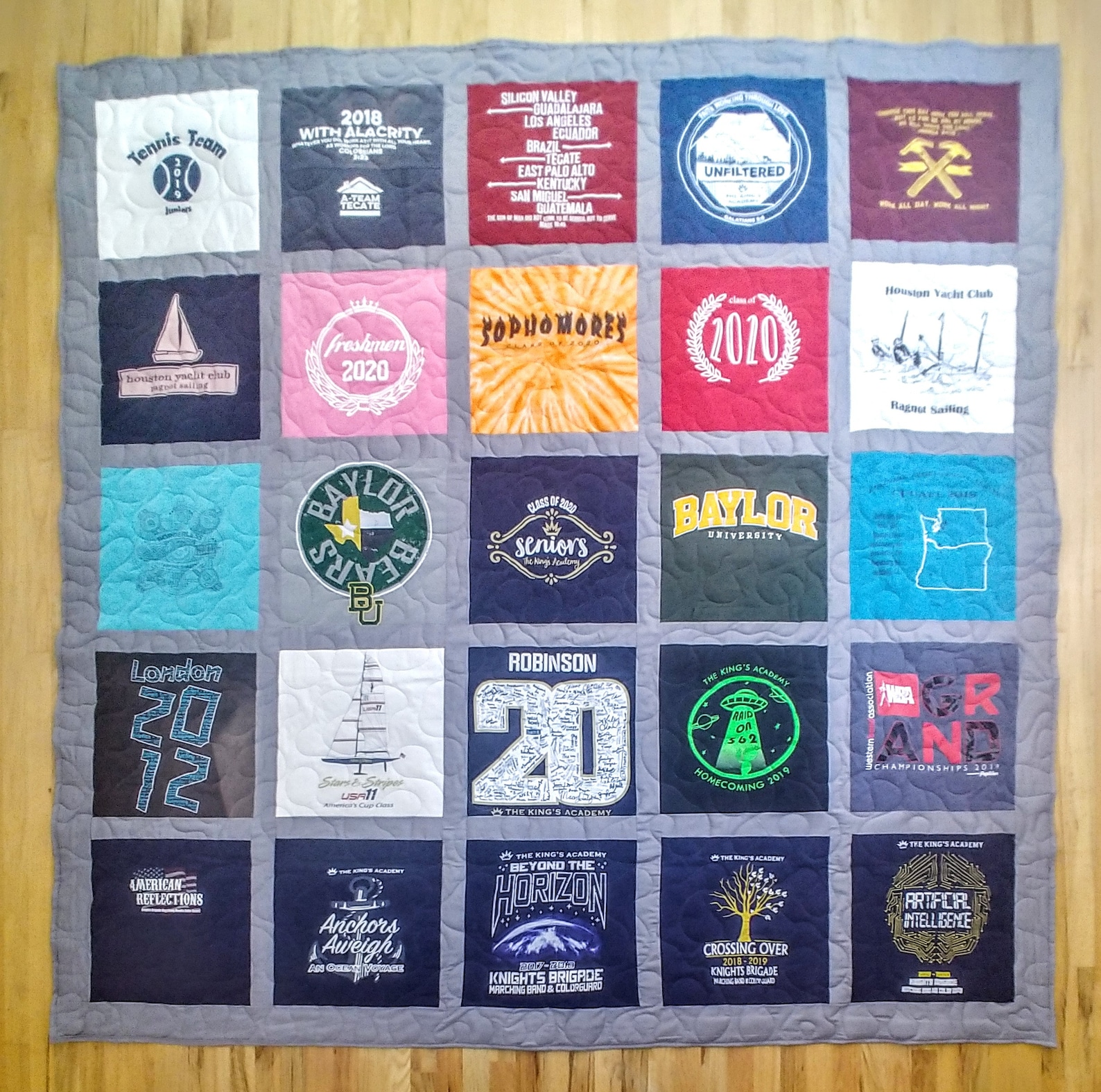 25 T-shirt Memory Quilt With Sashing FREE SHIPPING - Etsy