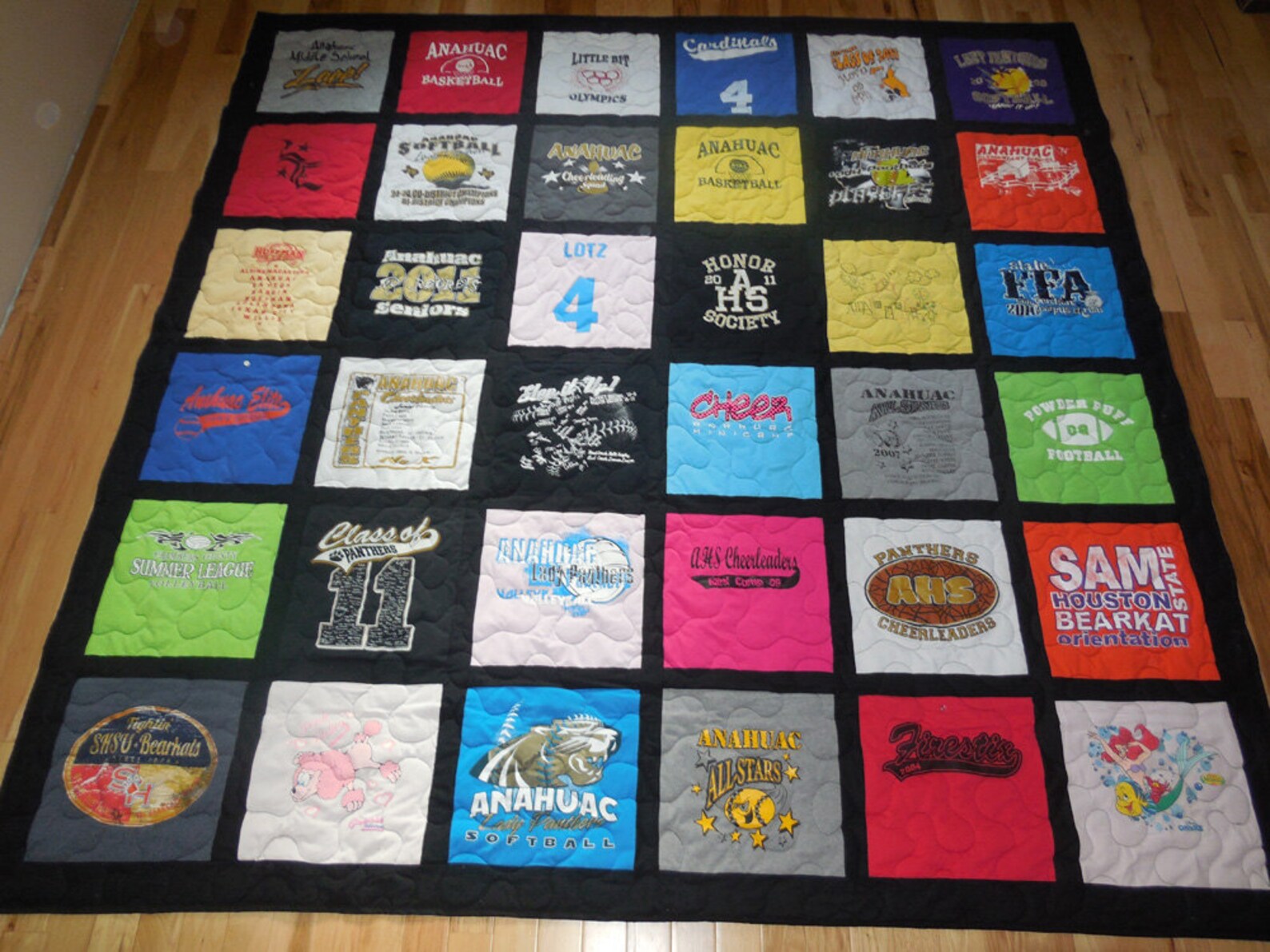 36 T-shirt Memory Quilt With Sashing *** FREE SHIPPING *** Superior ...