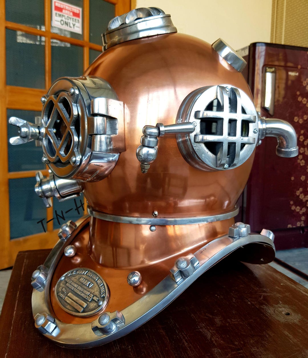 Boston Scuba Diving Helmet | US Navy Mark V Deep Sea Diving Divers ...