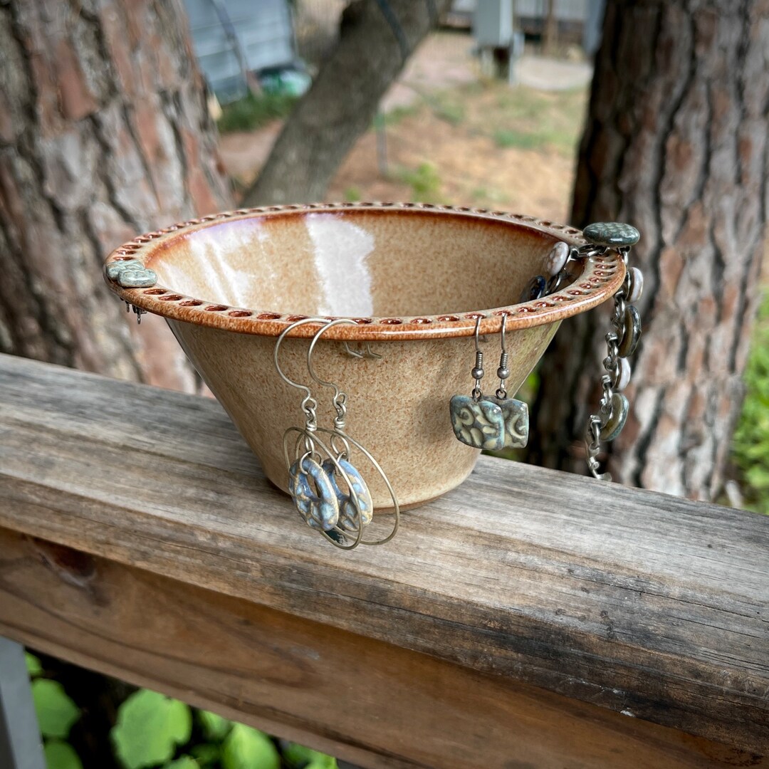 Jewelry Bowl; Earring Hanging Bowl in Wheat Glaze (warm Tan) | Earring ...