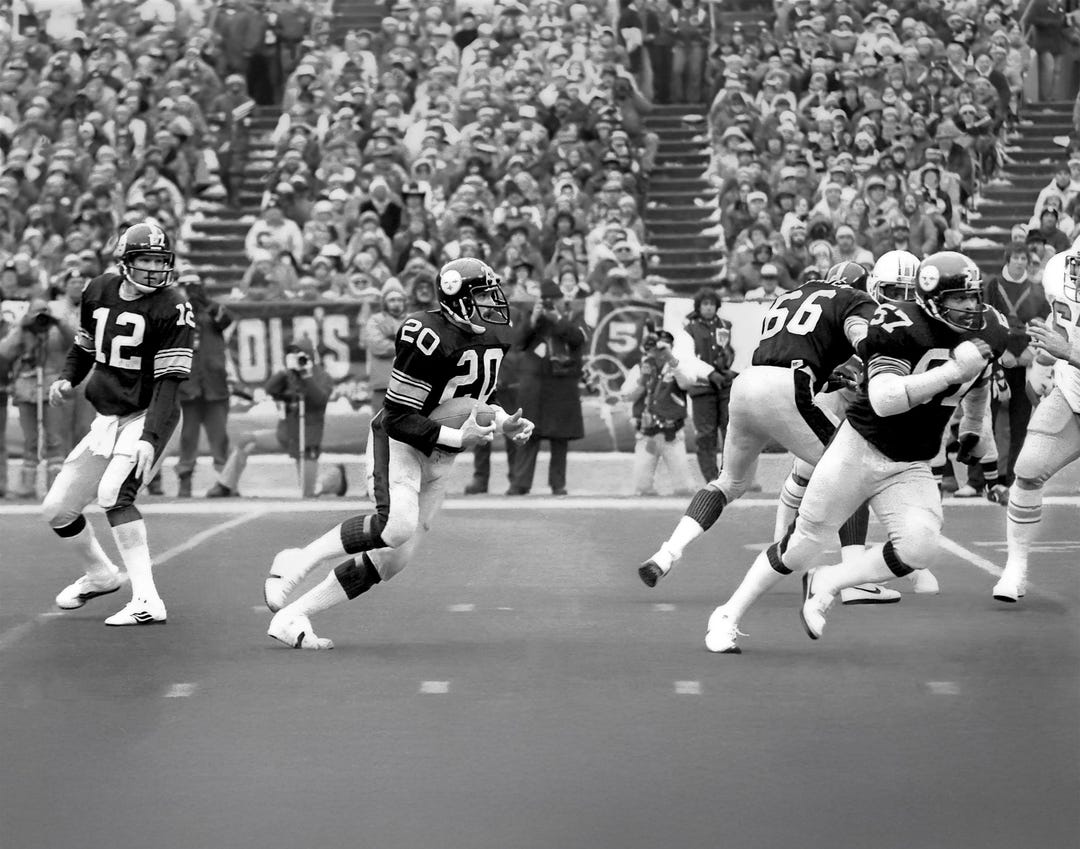Rocky Bleier in Motion: Iconic Hand-off From Terry Bradshaw – Vintage ...