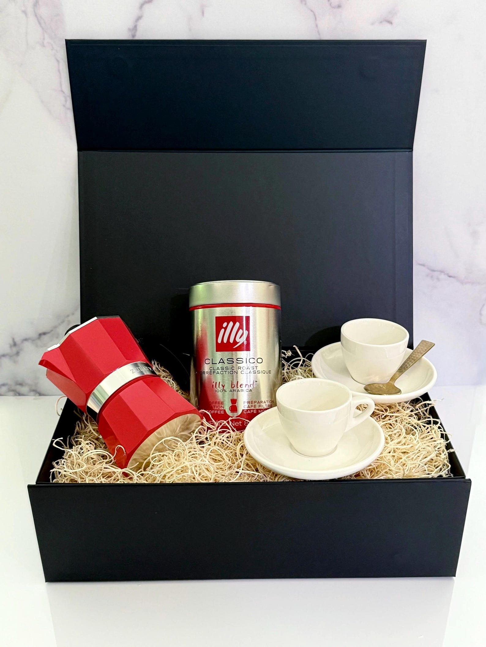 Authentic Chic Italian Espresso Gift Box - Illy Coffee, Moka Pot & Cups ...