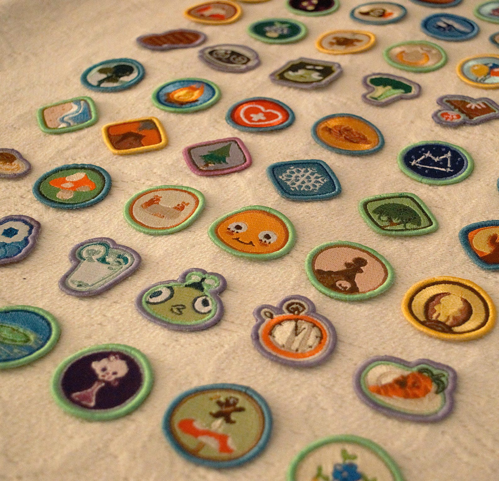 PEAK Scout's Badge Embroidered Iron-on Patch for Cosplay or Costume 1. ...