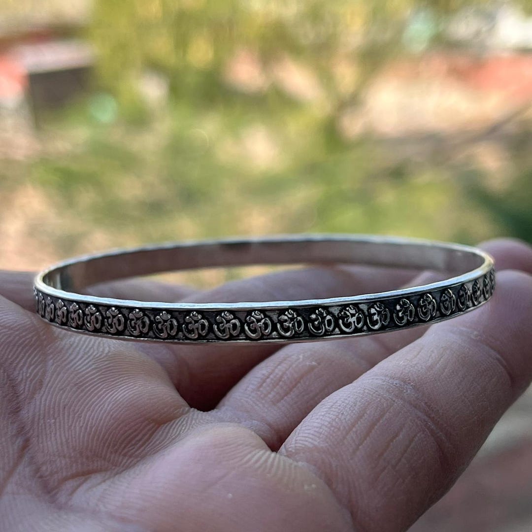 Sterling Silver Om Bangle, Hindu Kada, Yoga Meditation Jewelry - Etsy