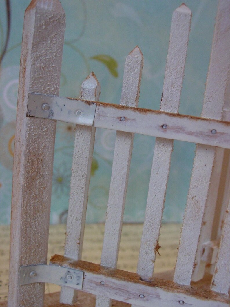 How To Make A Fence Out Of Paddle Pop Sticks