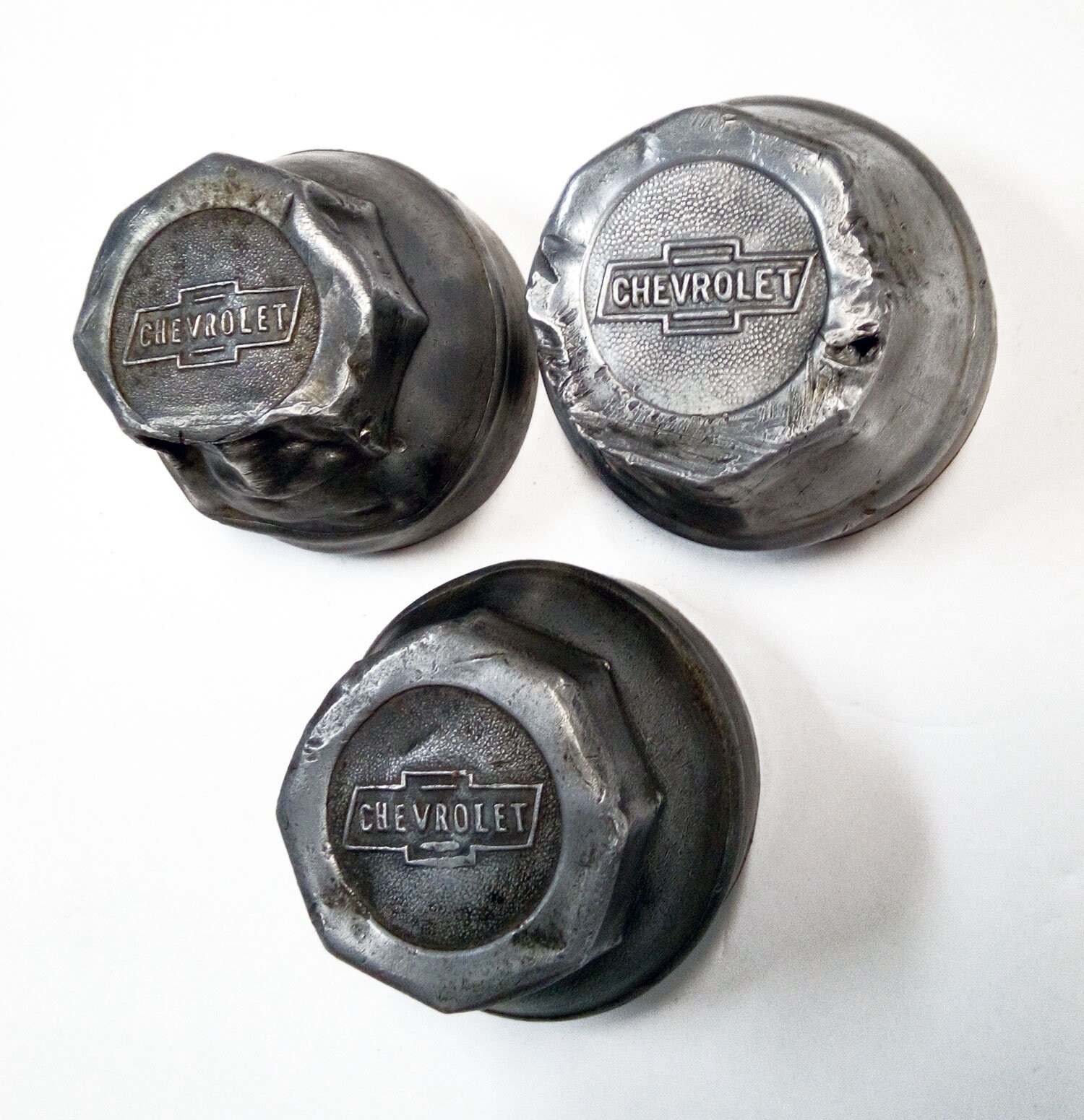 Vintage Set of 3 1920's Chevrolet Grease Caps Axle Caps Dust Caps Hub ...