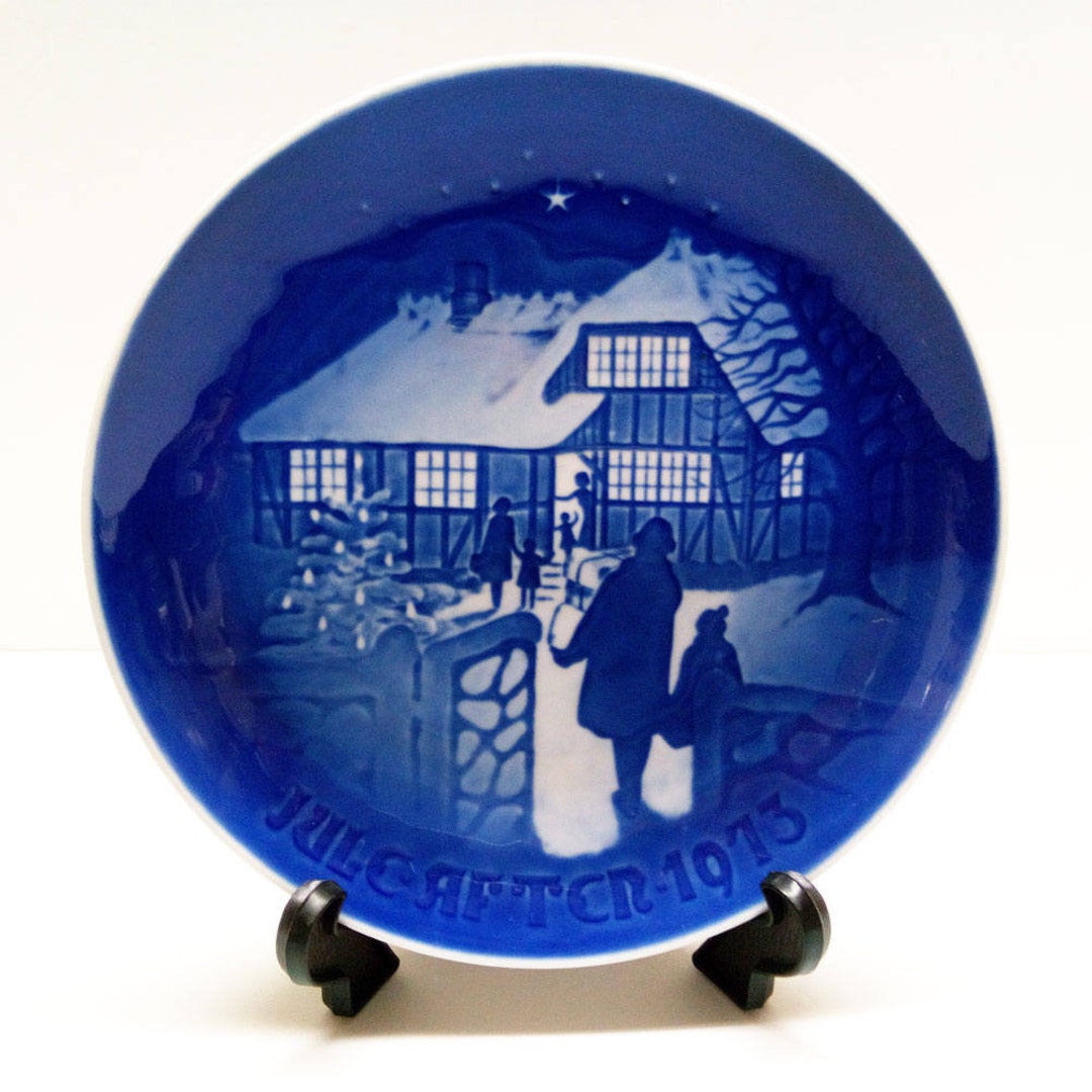 Cobalt Blue Christmas Eve Plate Country Christmas JULEAFTEN - Etsy Norway