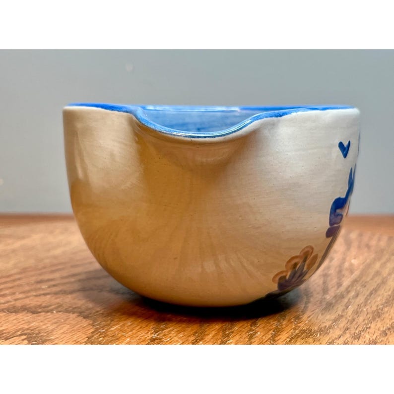 MA Hadley Pottery Stoneware Dairy Farm Cow Pattern Gravy Boat/cream ...