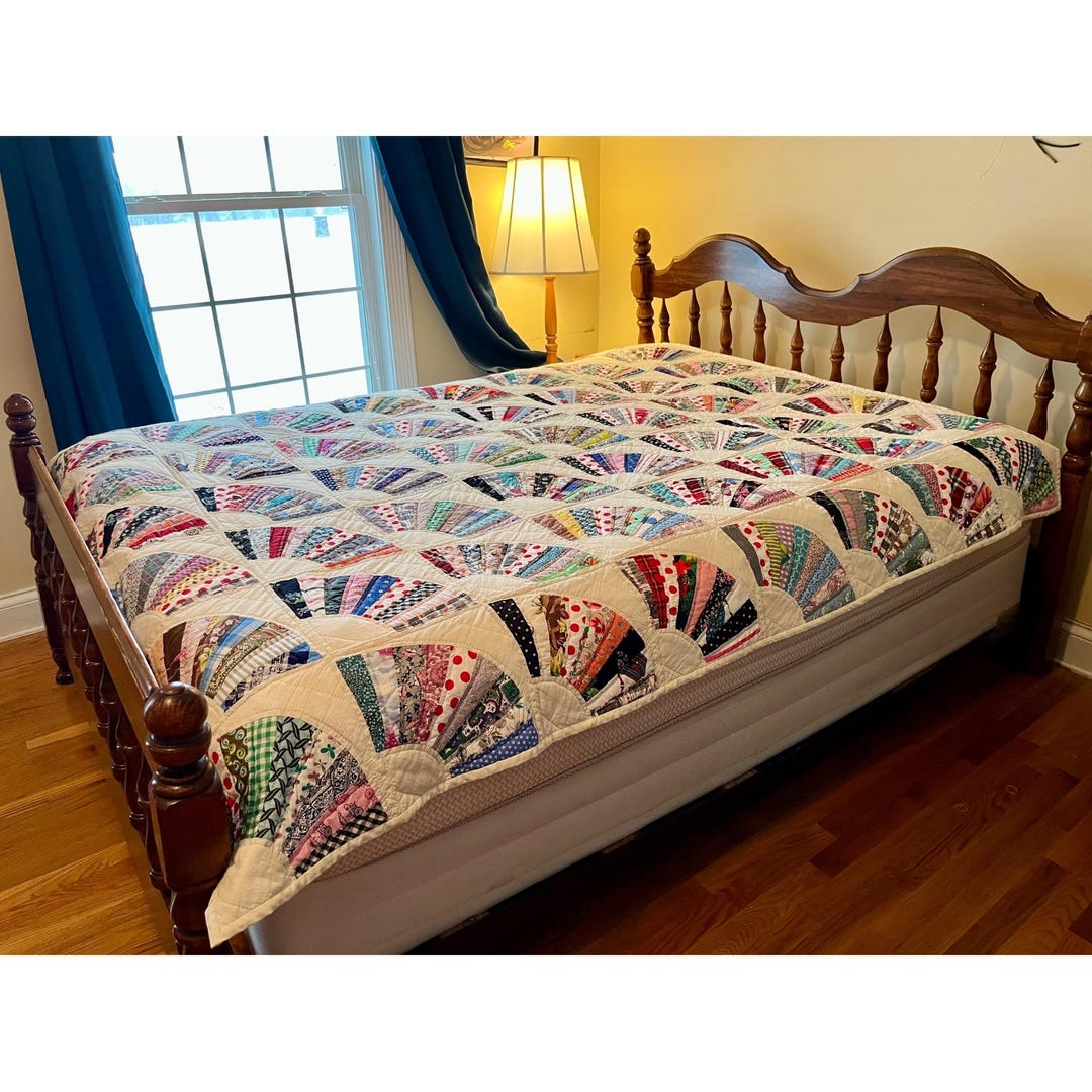Vintage Handmade Handquilted Patchwork Fan Quilt Queen Size Multicolor ...