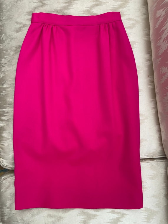 1970s High Waisted Hot Pink Pencil Skirt - Gem