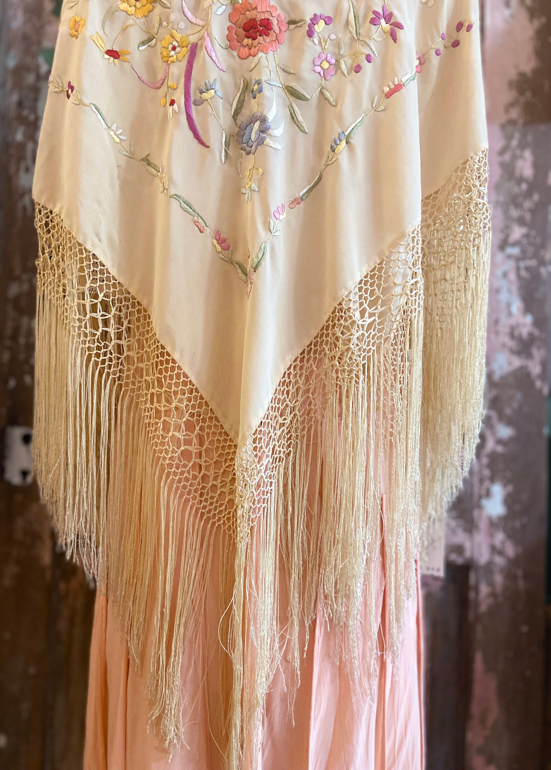 1920s Silk Fringe Piano Shawl With Pastel Floral Embroidery - Etsy