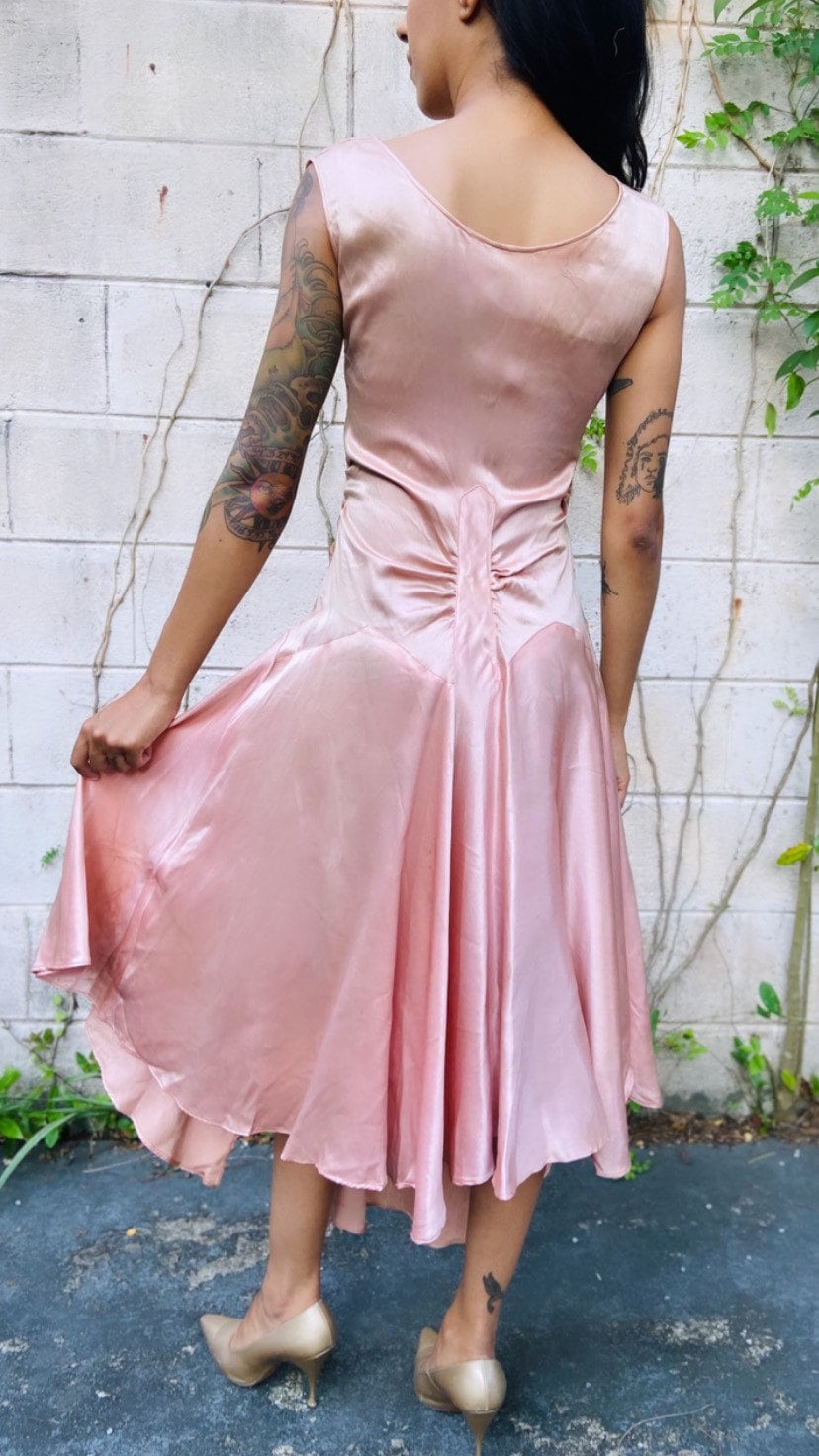 1920s Pale Pink Art Deco Flapper Dress With Floral Detail - Etsy