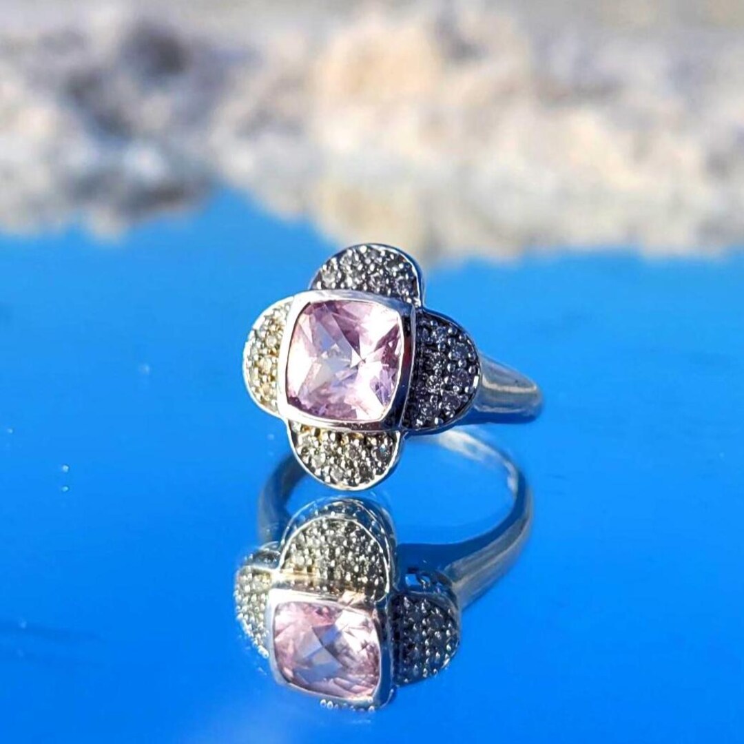Van Cleef & Arpels Clover Vintage Design Ring - Baby Pink Zirconia ...