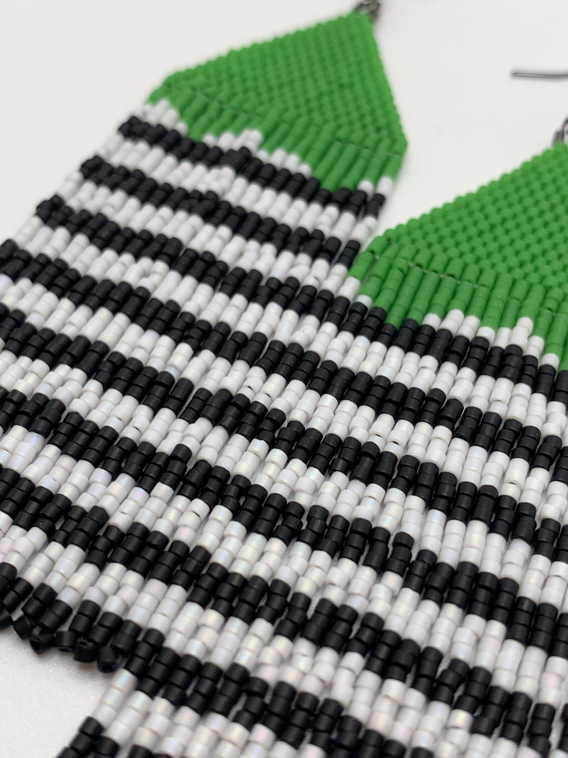 Tim Burton Earrings Sandworm Earrings Handmade Beaded - Etsy