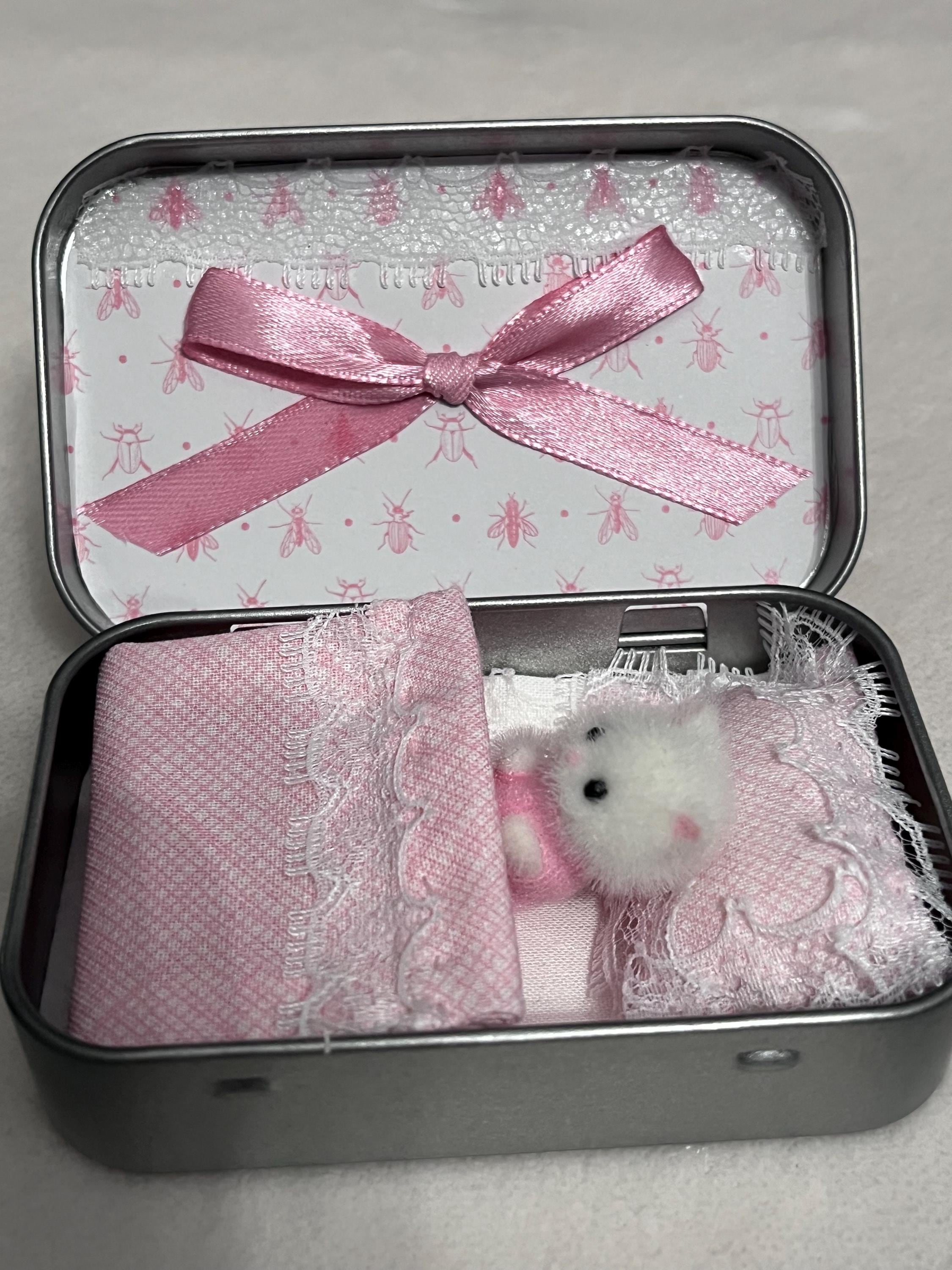 Calico Critters Altoid Tin Playset & Carrying Case - Etsy