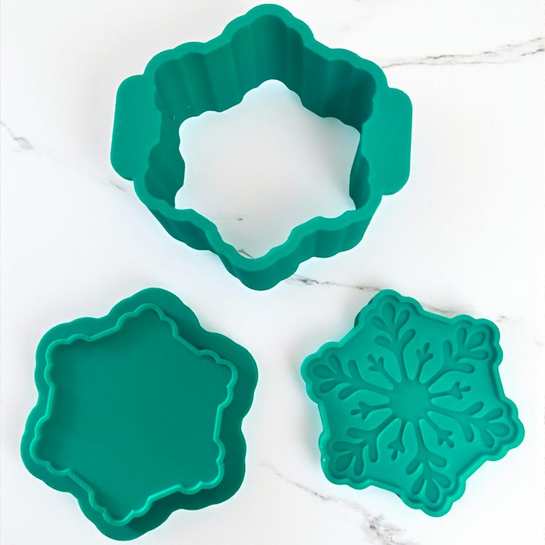 Snowflake Bath Bomb Mold | 3-piece Christmas Molds | 3D Printed in ...