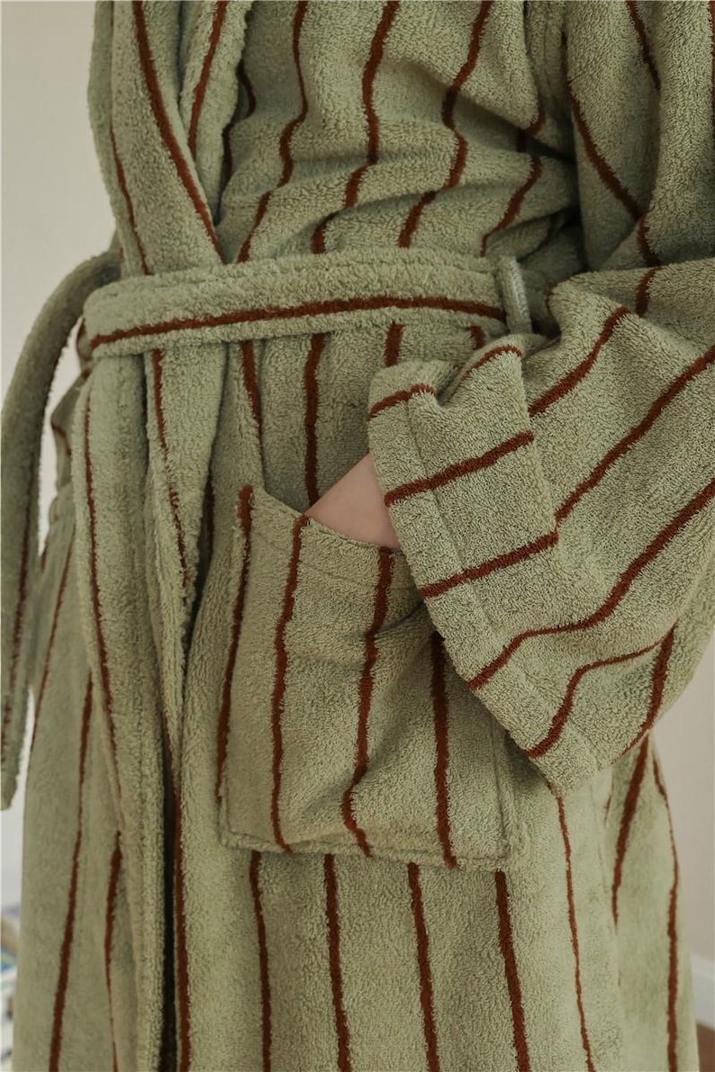 2026 Classic Retro Striped Bathrobe, 100% Combed Cotton Hotel Robe ...