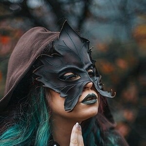 Leather Mask Druid Leaf Maple Autumn Natural Wiccan Masquerade Green ...