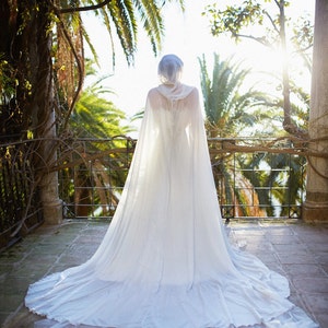 Wedding Bridal Cloak White Ivory Cream Vanille Chiffon (polyester) Cape ...