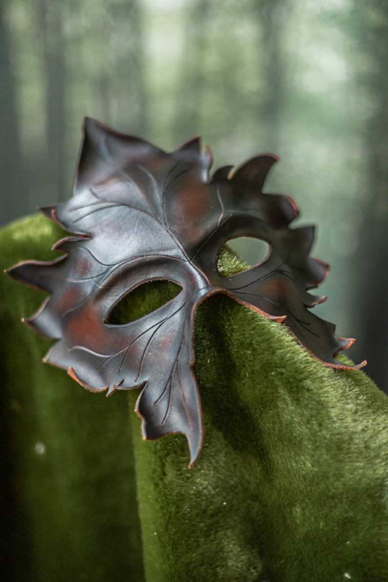 Leather Mask Druid Leaf Maple autumn natural wiccan masquerade | Etsy