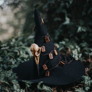 Witch Hat Wizard Magic Hat With Raven Skull and Runes Wizard Black Wool ...