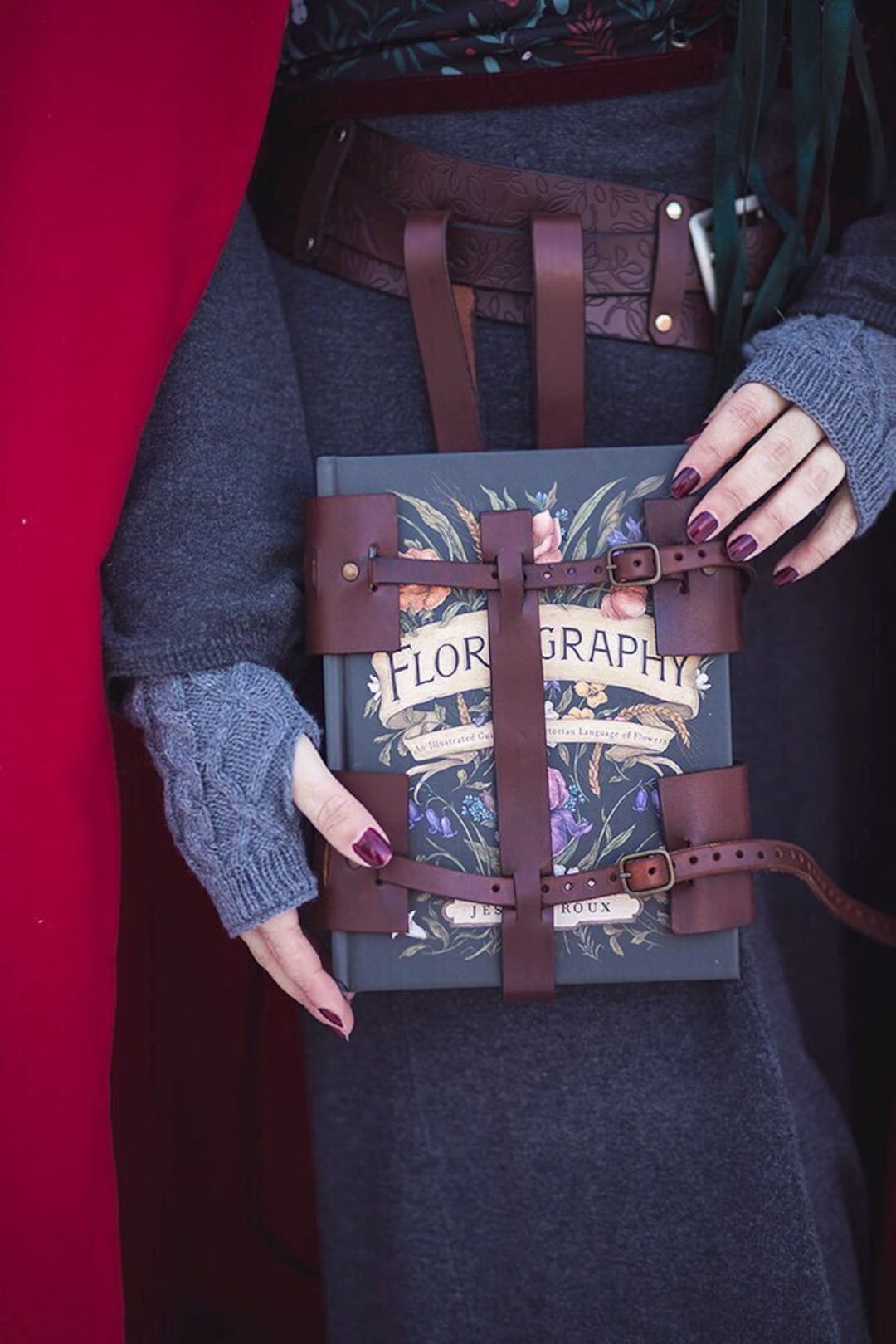 Book Holder - Larp Leather Book Bag - Book Lover Gift - Waist Book ...