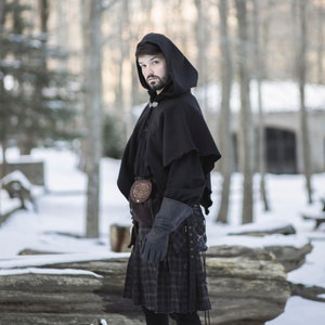 Hobbit Door Belt Bag Wood and Leather Hoobit Hole Form Black and Brown ...