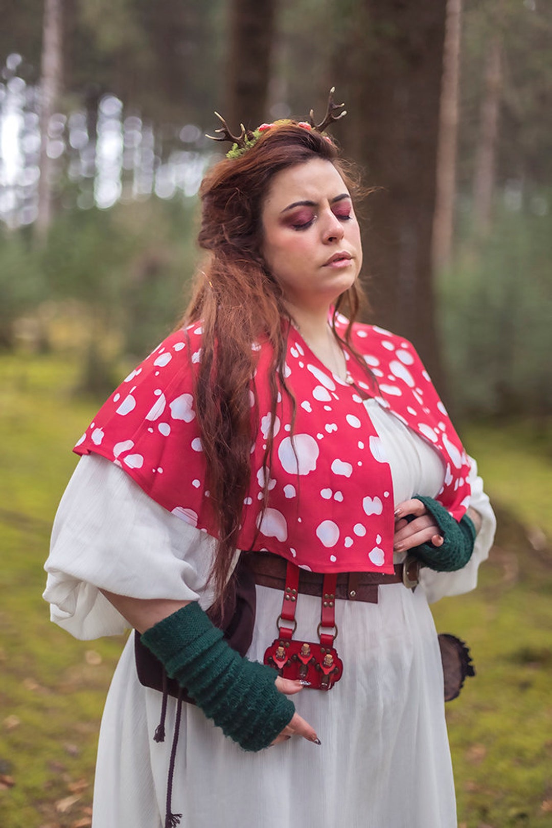 Mushroom Short Cape Vegan Wool Capelet Stole Capelet Cloak Sleeveless ...