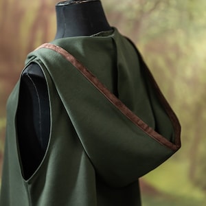 Hooded Green Ranger Surcoat – Unisex Renaissance Costume Vest - Etsy