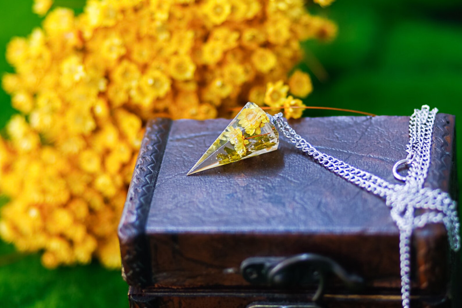 Necklace Real Flower Jewelry Pendulum Necklace Resin Necklace | Etsy