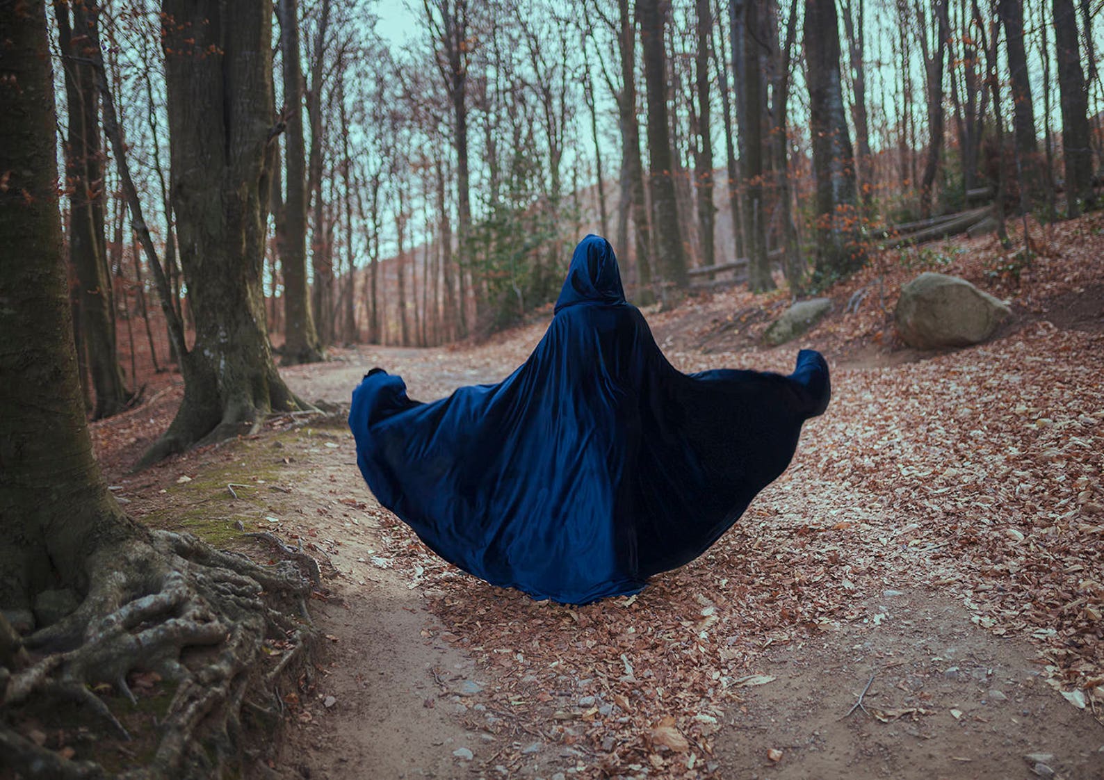 Blue Velvet Cape Elven wizard or Witch Medieval Fantasy - Etsy India