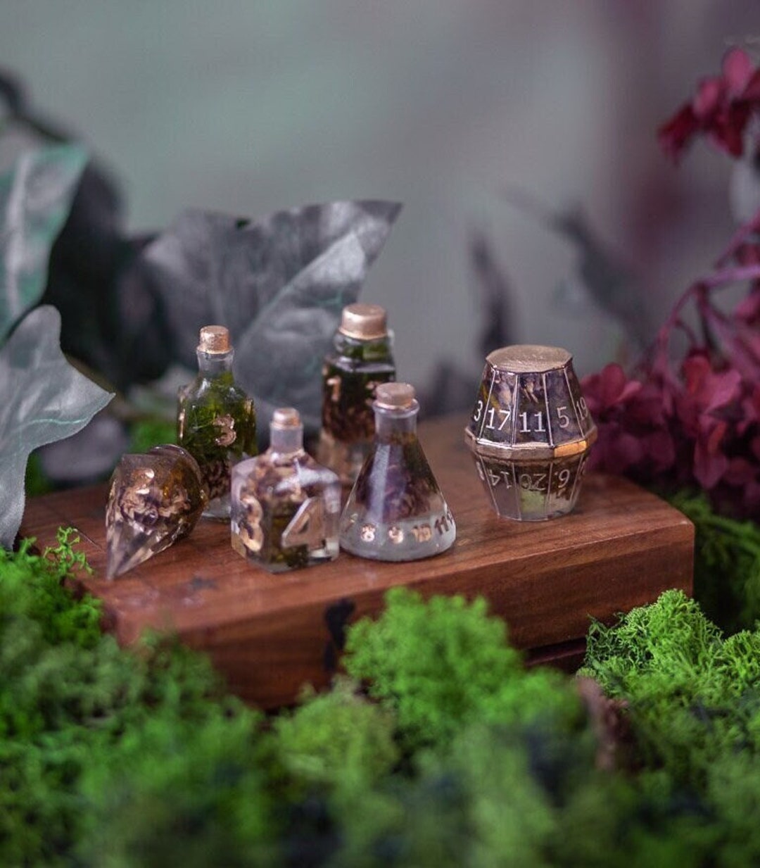 Dice Set - Potion Dices - Druid Nature Elven - Moss and Pinecones - Etsy