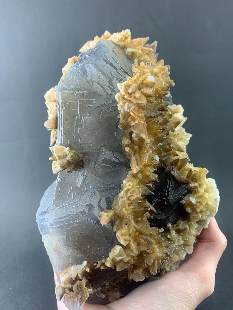 2.7 Kg Amazing Natural Cubic Fluorite With Calcite Crystal Cluster ...