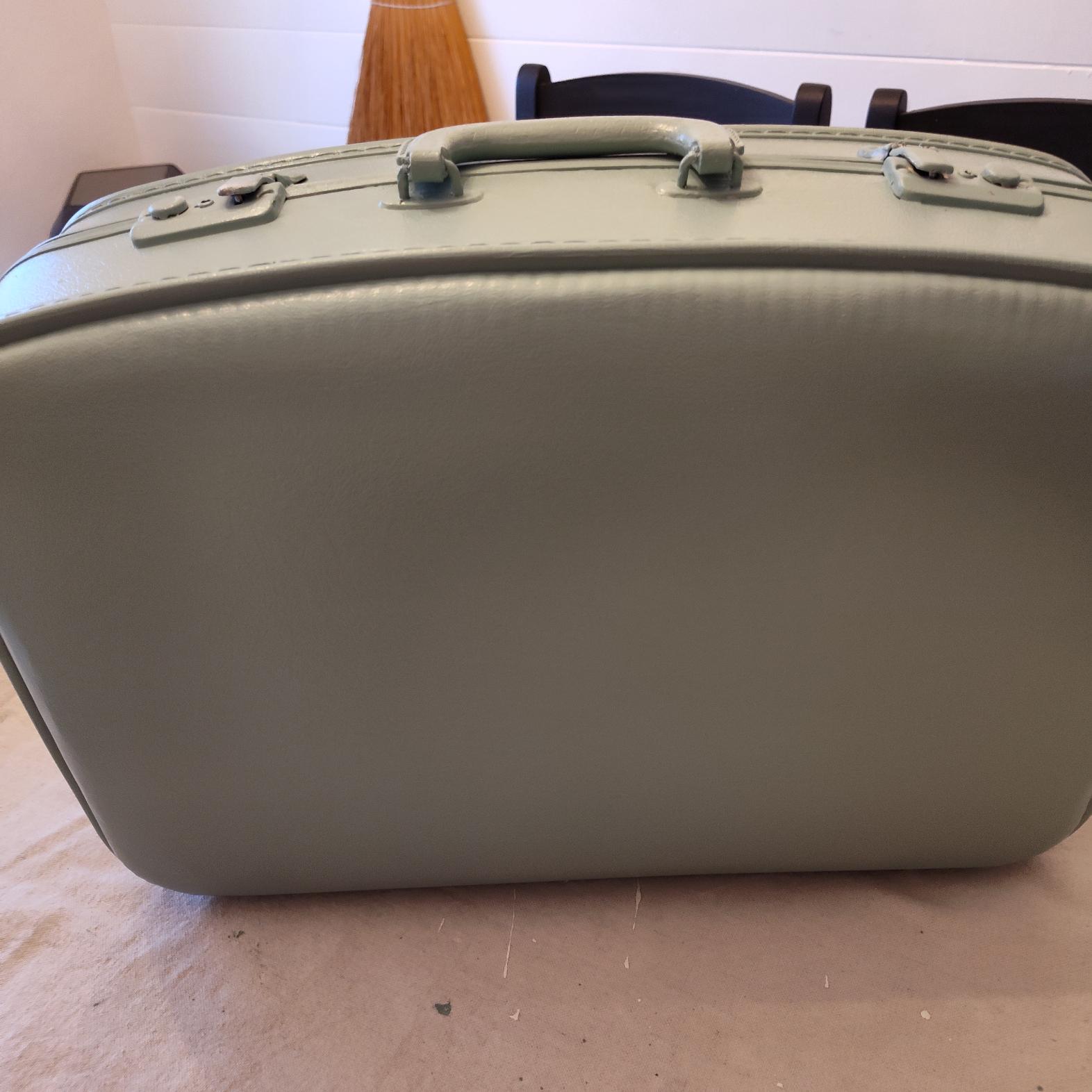 1960's Medium Vintage Green/blue Suitcase 21" Across 14 1/2 Front to ...