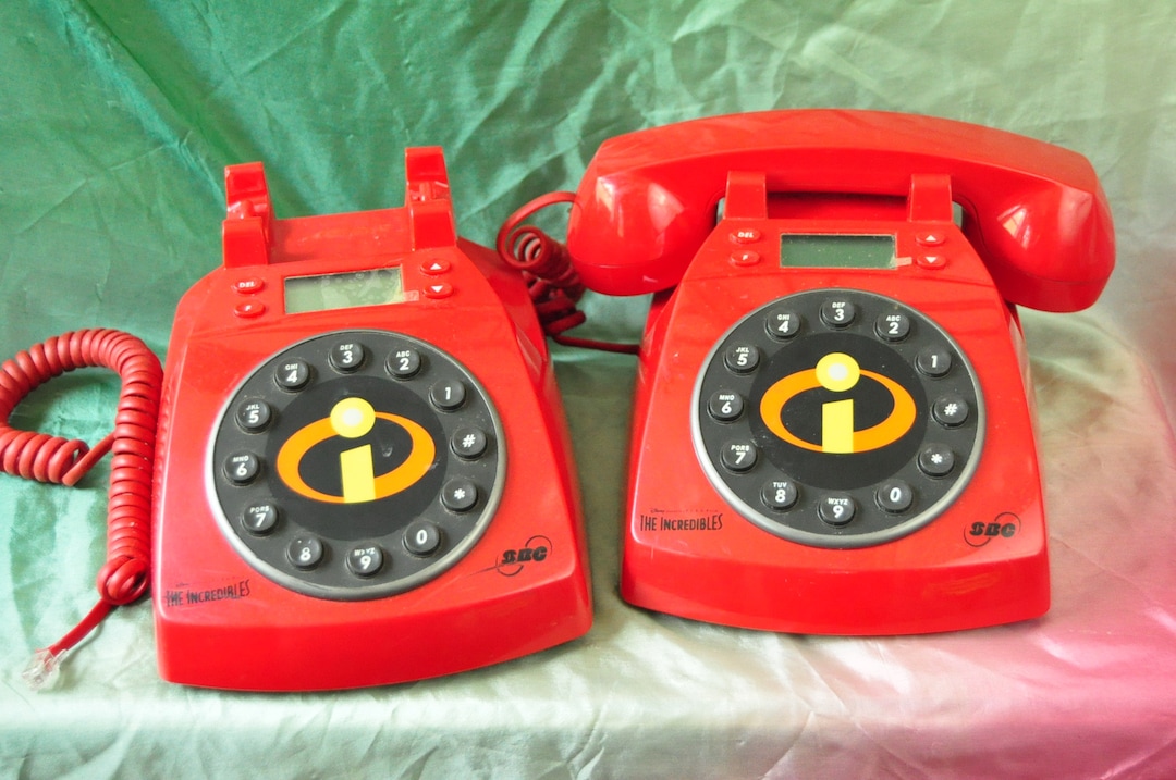 Vintage Push Button Phones the Incredibles Disney Pixar Telephones Set ...