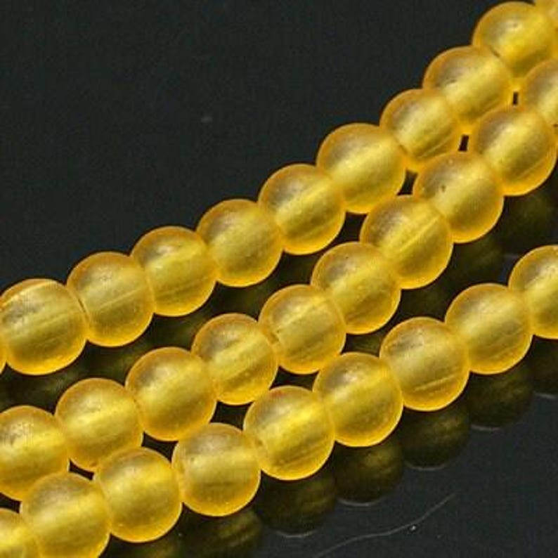 8mm Yellow Frosted Glass Round Beads - 15" Strand (40cm) - Approx 52 ...