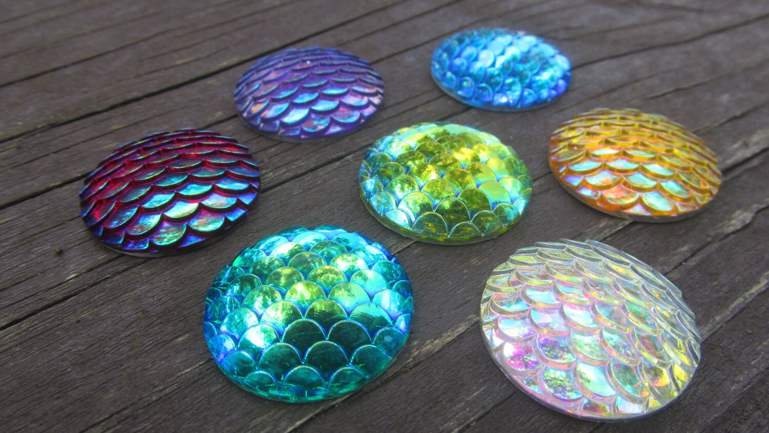 40 Pcs Assortment of Iridescent Mermaid Fish Scales Resin - Etsy