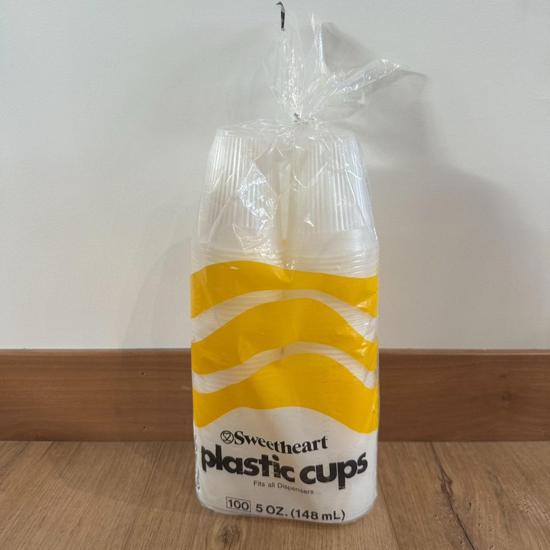 Vintage Sweetheart Plastic Cups 100 Pack 5 Oz. Fits All Dispensers NEW ...